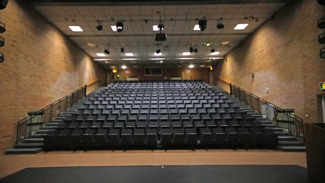 Main Hall / Theatre for Hire in Oldham | Oldham Sixth Form College ...