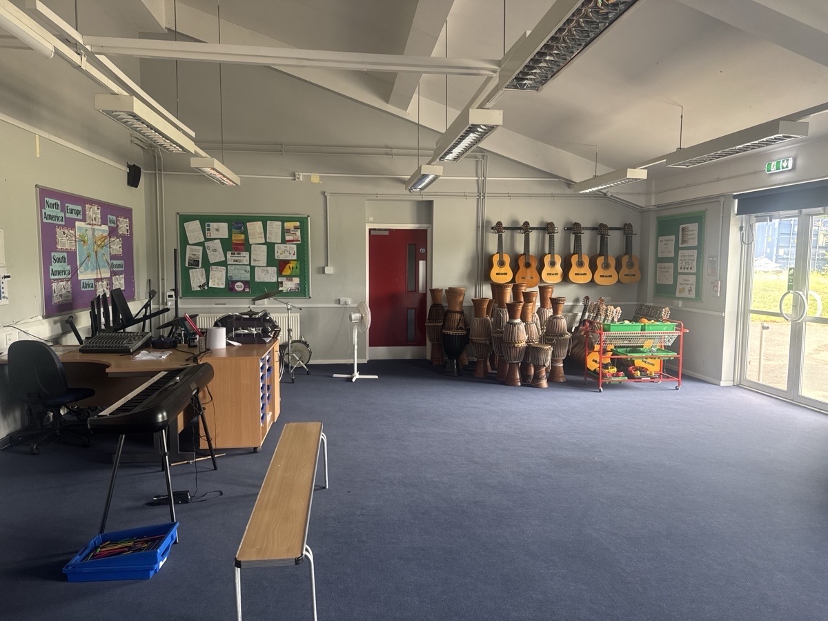 Canteen | Esher Church Of England High School | Vivify Venues